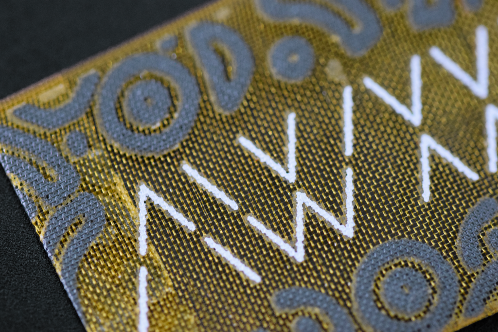 Apparel Labeling Solutions (ALS) | Bekleidungsetiketten - Checkpoint