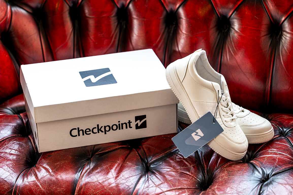 Footwear tagging: how RFID can guide you every step of the way