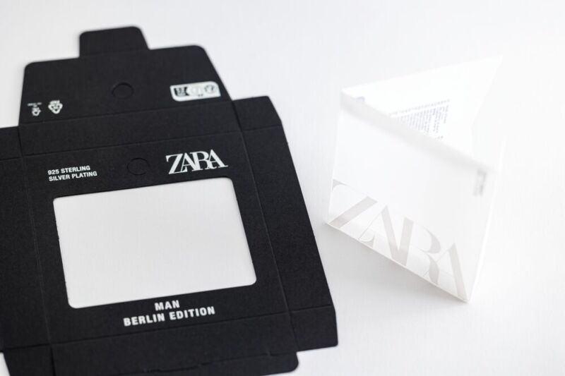 Apparel Labeling Solutions - Checkpoint Systems - RFID and RF ...